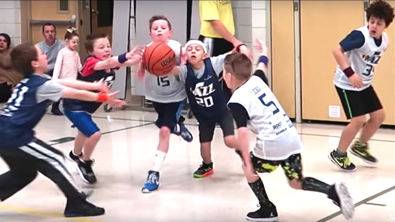 👦🏽🏀KIDS BASKETBALL BRAWL! BATTLING FOR THE REBOUND!💪 - YouTube