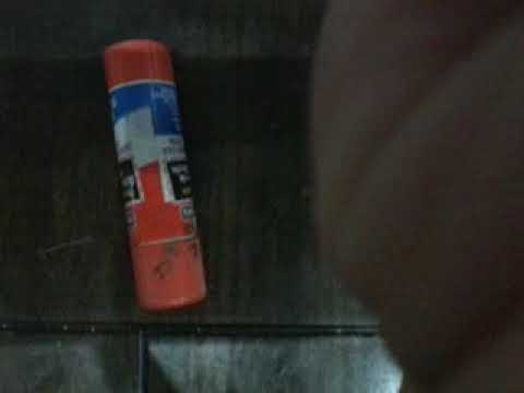 How to make sticky tack!!! (It works!!) - YouTube