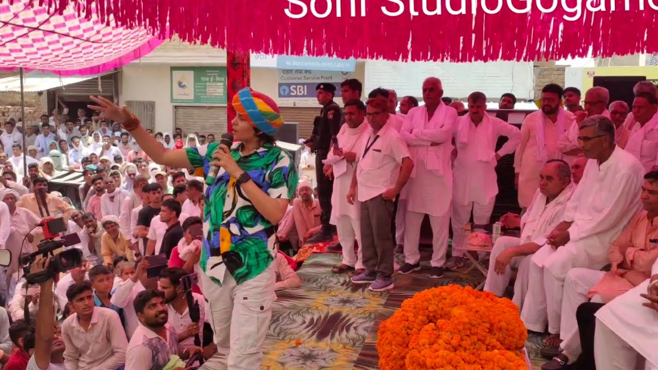 Caption Minu Beniwal welcome Ramgarh live speech Roni Raman#roni raman# ...