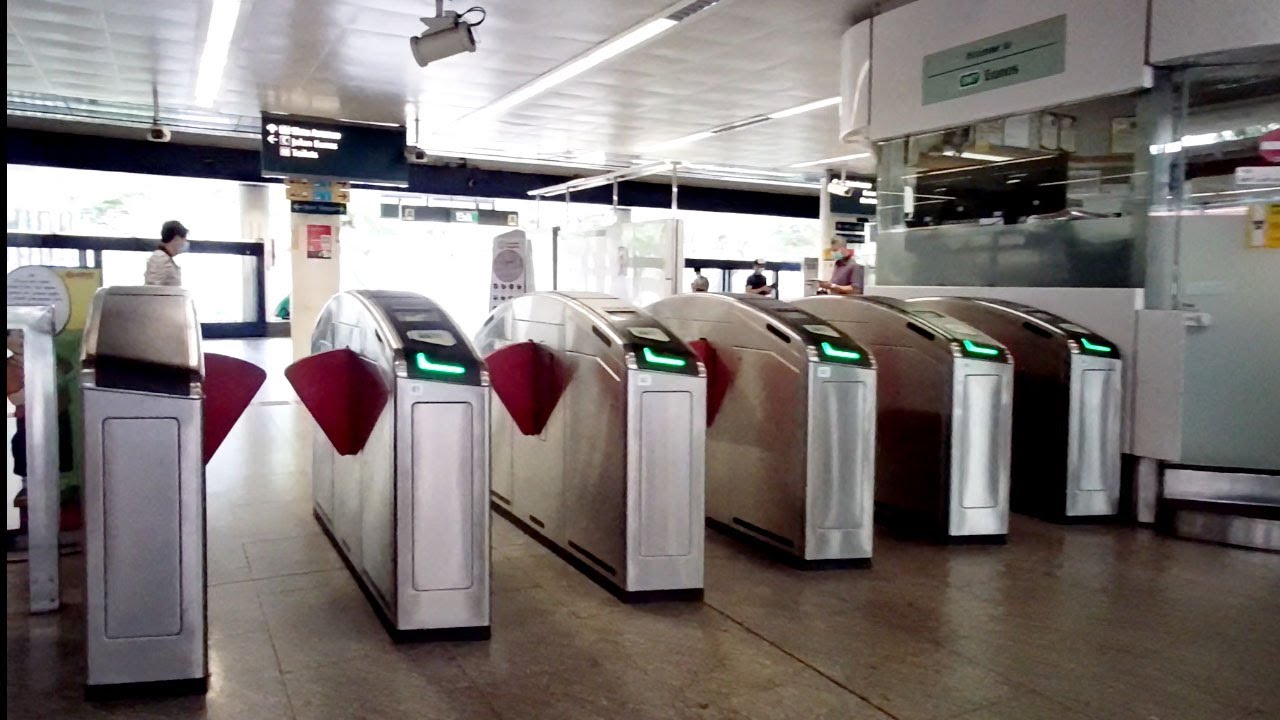 Singapore MRT ride from Kallang to Eunos train station - YouTube