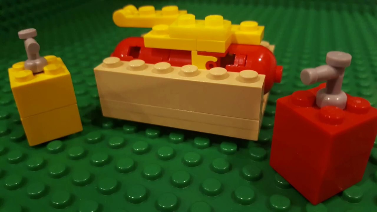 How To Build A LEGO Hot Dog 25 Piece MOC - YouTube