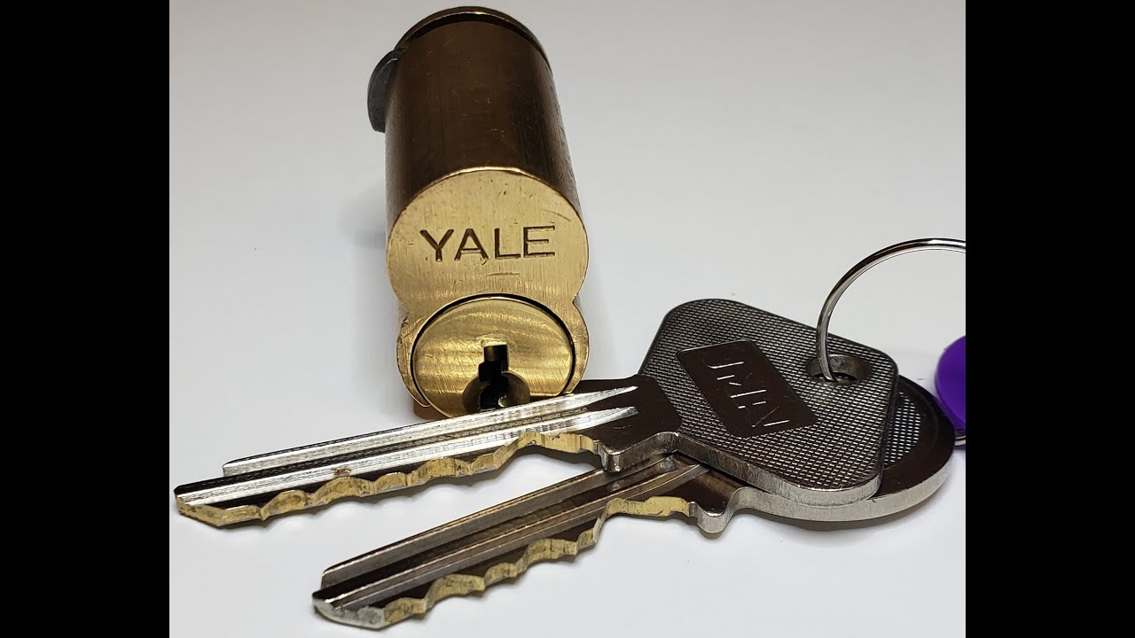 [L81] 6-pin Yale LFIC Lock - pick and gut - YouTube