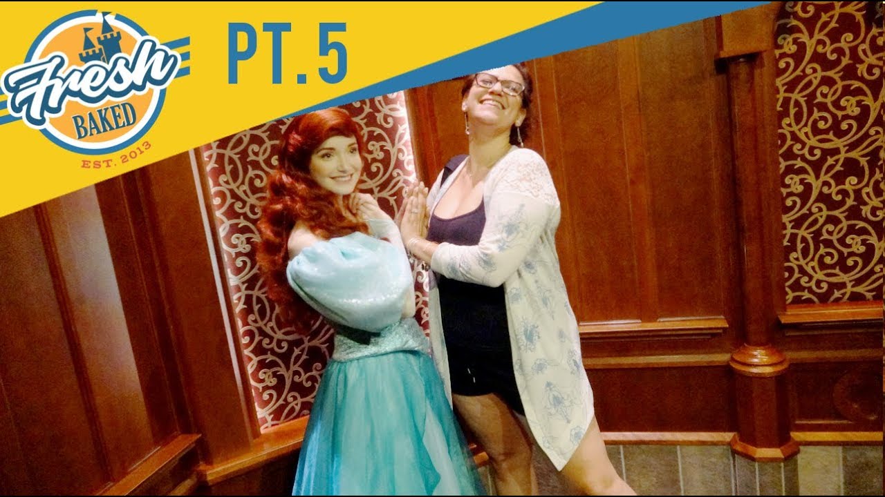 Meeting Disney Princesses makes Sara happy! | 08/25/18 pt 5 - YouTube