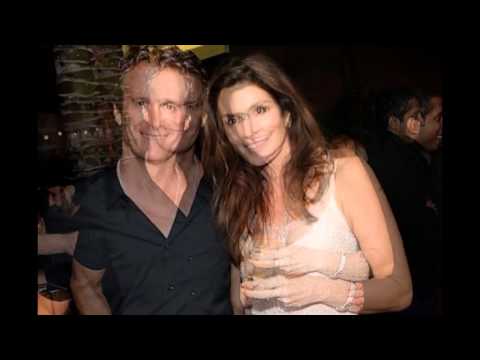 Cindy Crawford Spends 17th Wedding Anniversary in a Bikini and More Celebrity News