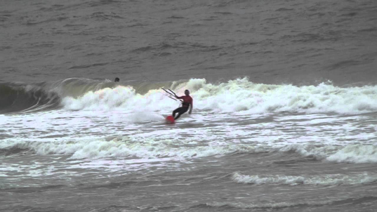 20110726 kitesurfen und Surfen in Nordsee bei Insel Sylt - YouTube