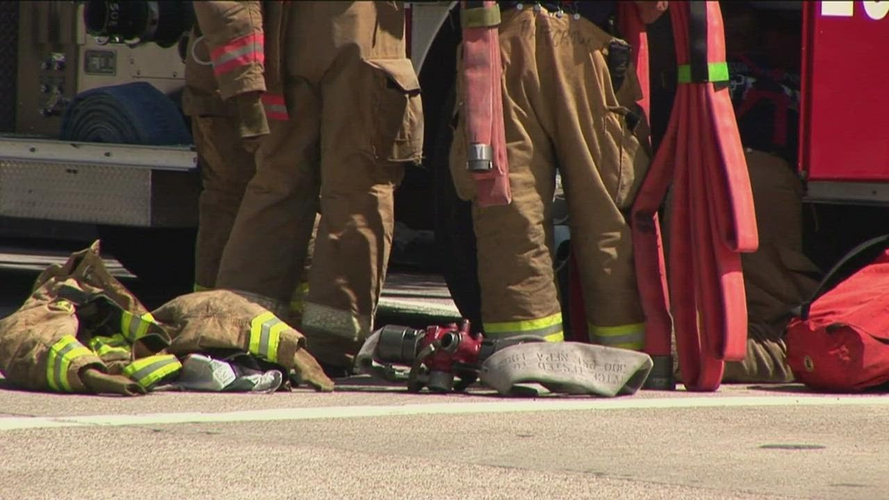 Firefighters combat excessive heat temperatures while battling fires ...