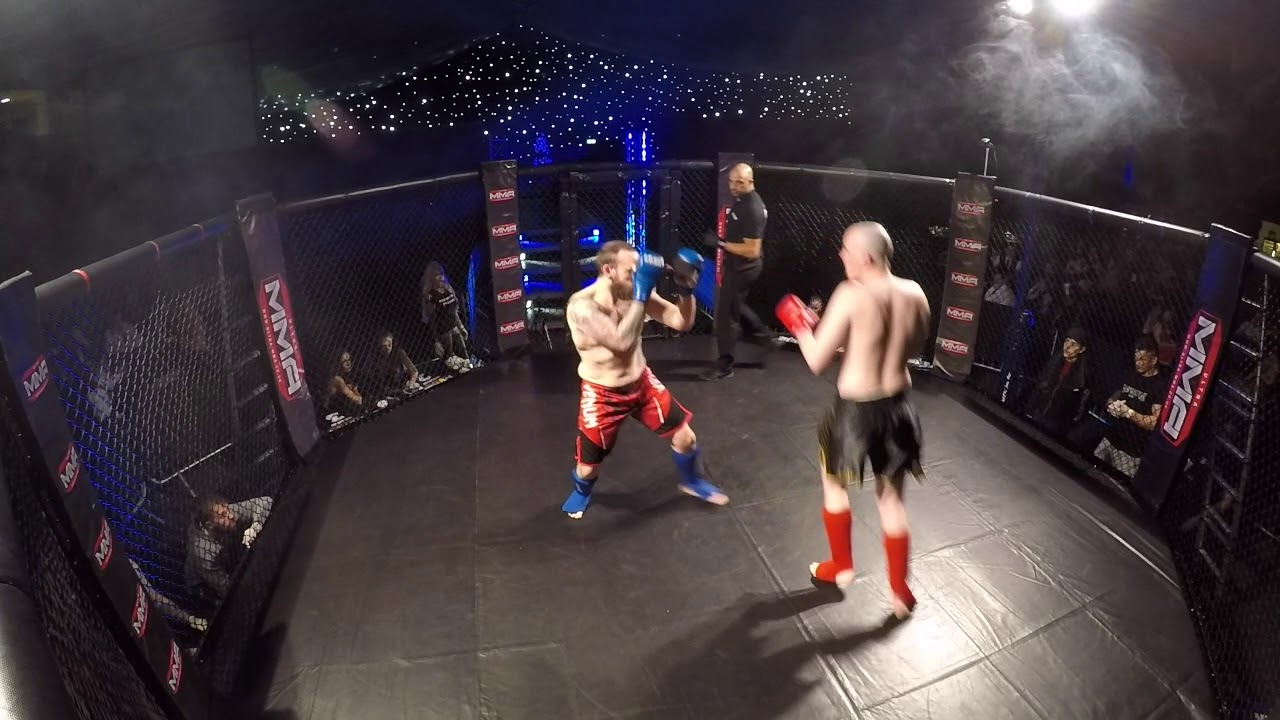 Ultra MMA | Barnsley | Micky Gates VS Richard Corson - YouTube