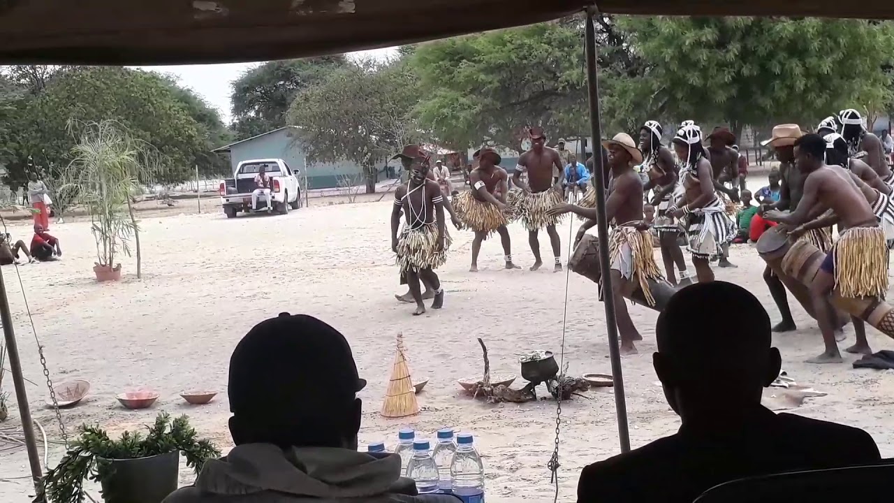 Kavango cultural dance(2) - YouTube