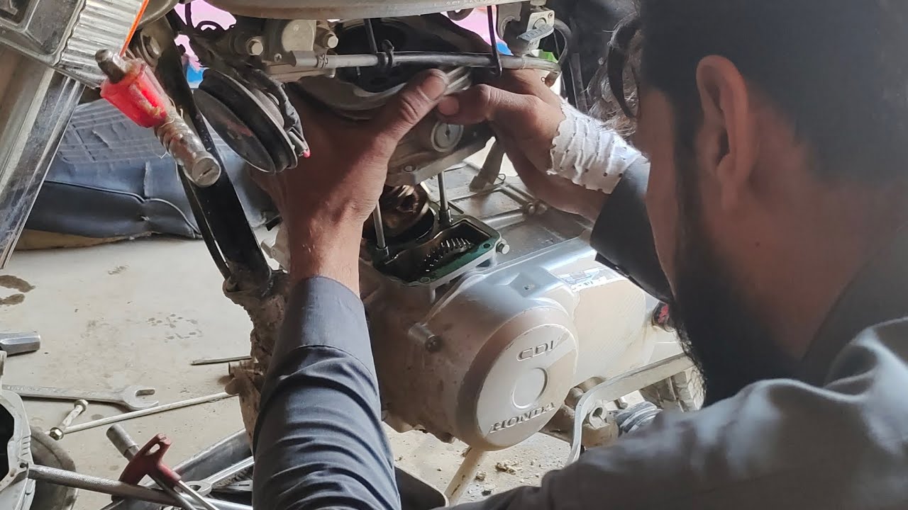 how great modifications of bike is..Honda bike 🚲🚳 complete ...