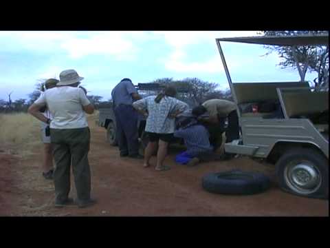 Oropoko Lodge Namibia wildbeobachtung reifenpanne - YouTube