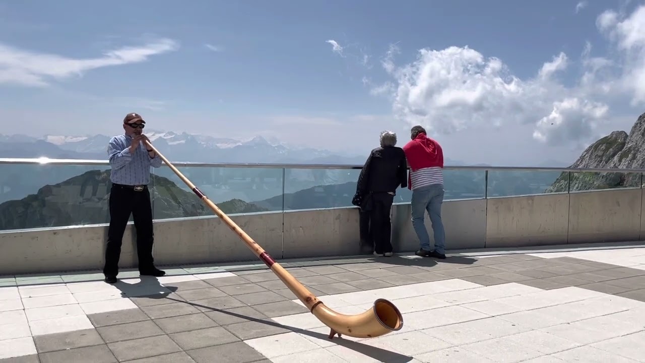 Traditional Music of Swiss Alps at Mt. Pilatus - YouTube