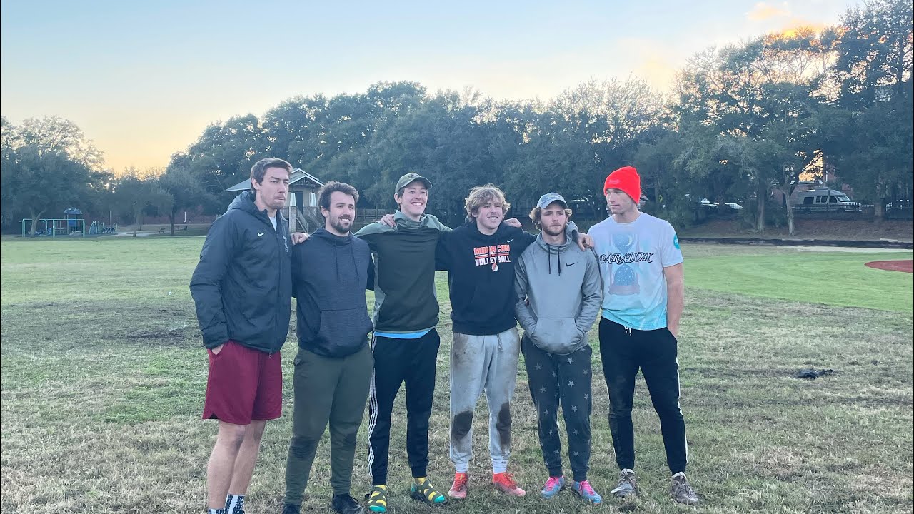 Twinkle Twins (Will Picone & Christian Bennett) - Winter Slam 2022 ...