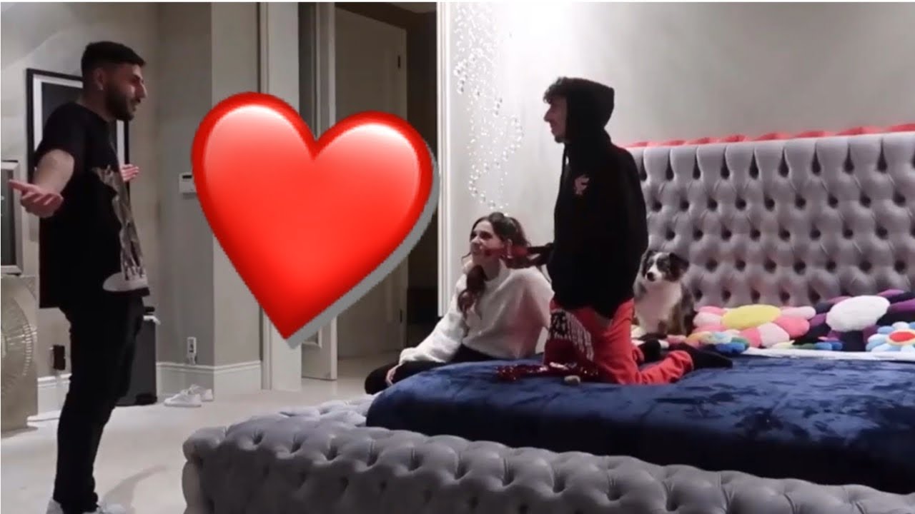 Faze Rug Girlfriend Cheats On Him With Brawadis... - YouTube