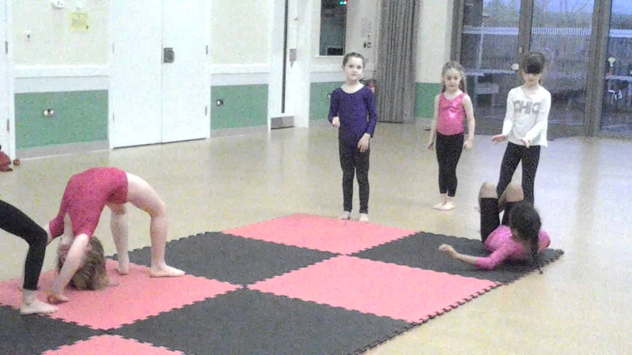 Gymnastics acrobatic back bend & walk in a bridge - YouTube