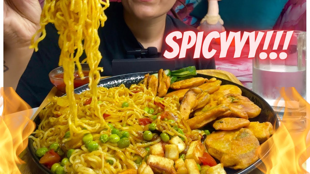 ASMR EATING SPICY MAGGI 🔥 #asmr #asmreating #eatingsounds - YouTube