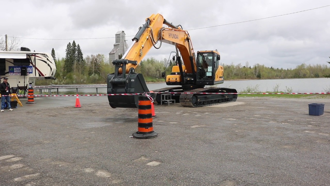 Excavator rodeo - YouTube