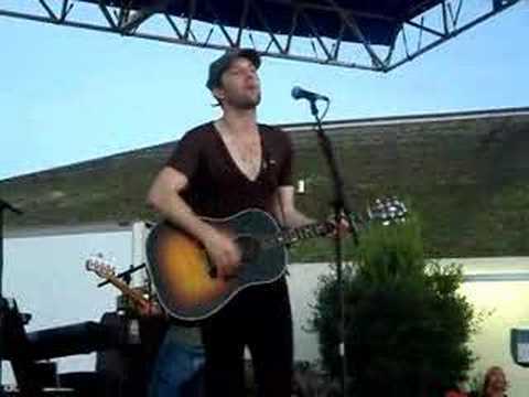 Mat Kearney - Undeniable Live - YouTube