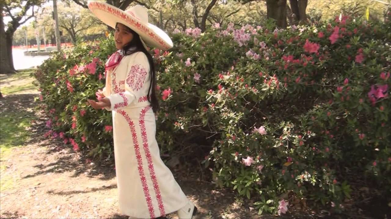 Alondra De La Sierra "Sueño De Niños" Video Oficial - YouTube