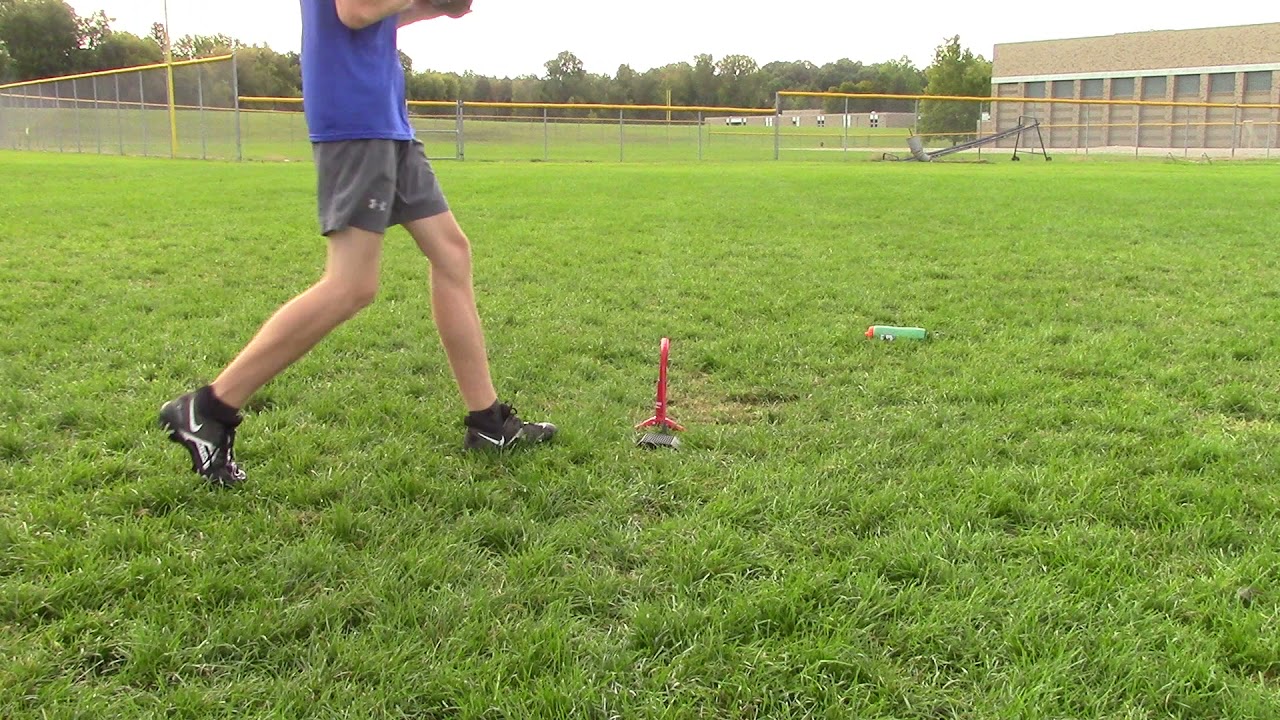 Jackson field goal practice 2Oct21 a - YouTube