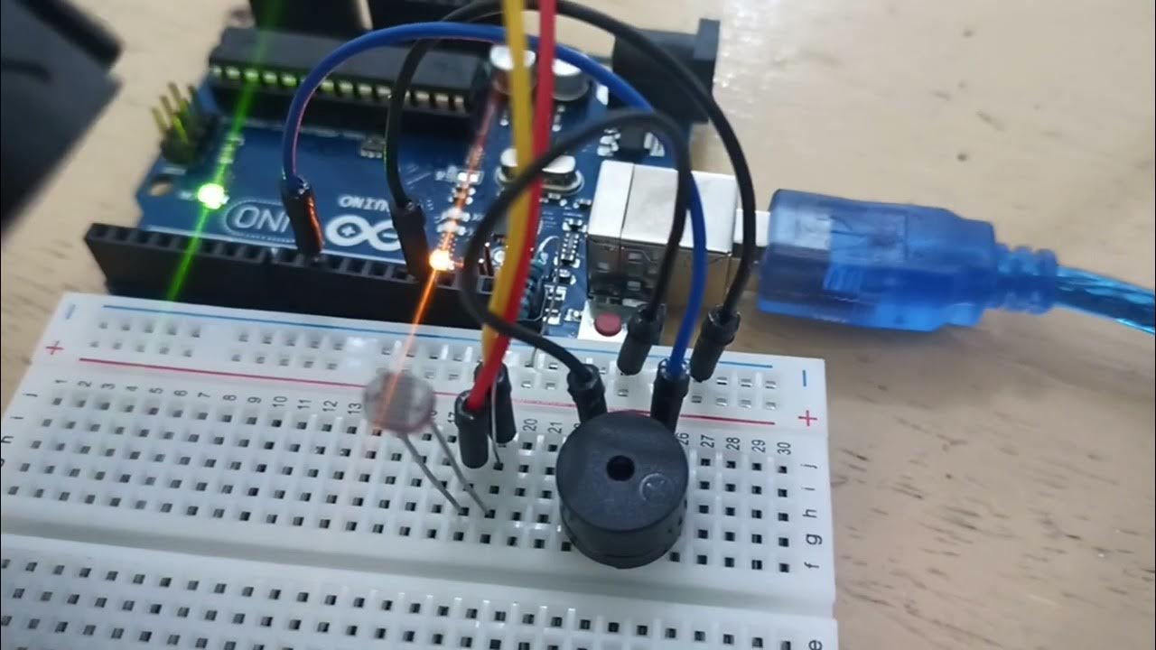10_Controlling Buzzer by Photoresistor - YouTube