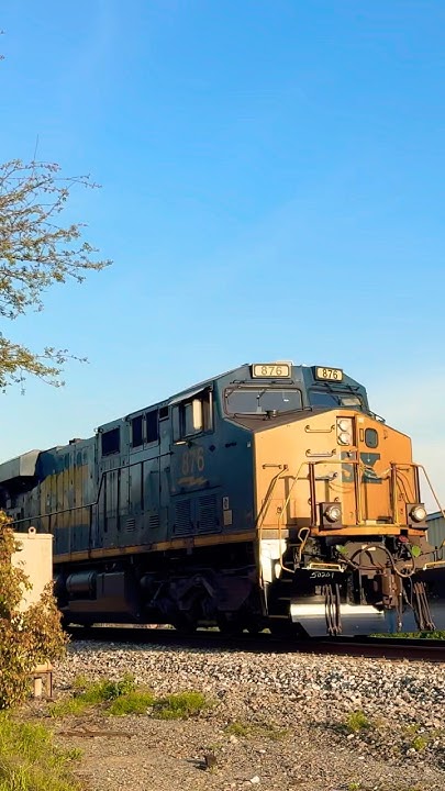 CSX ES44AH 876 leads CSX M601-22 with a NF K5HL 1PC on 03/22/2025 #Shorts #csx #train - YouTube