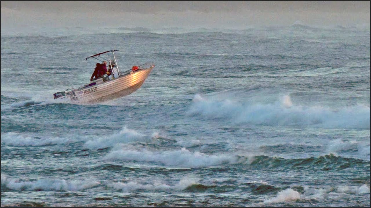 The Noosa Bar. Thursday morning, August 10, 2023. - YouTube