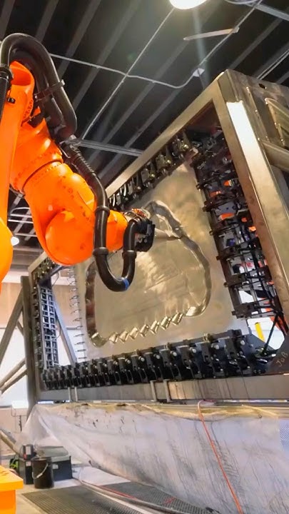 Boosting American manufacturing with robots - YouTube