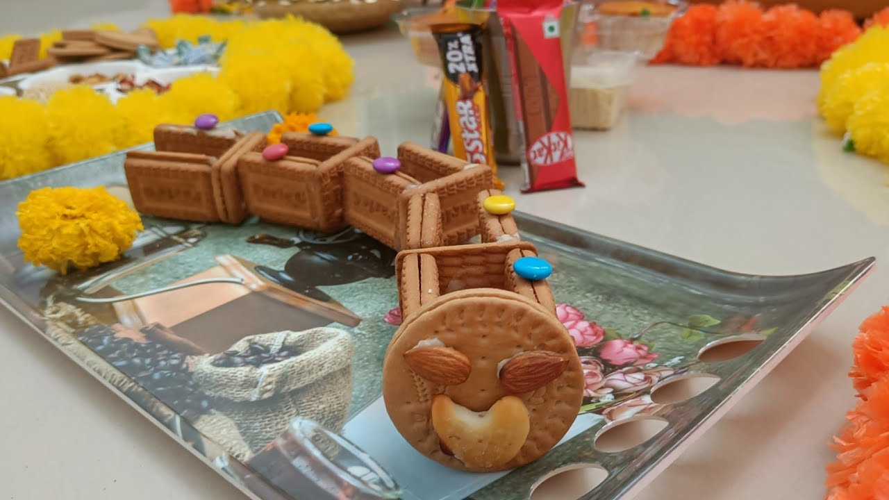 How to make biscuit train | biscuit craft |biscuit train for ...