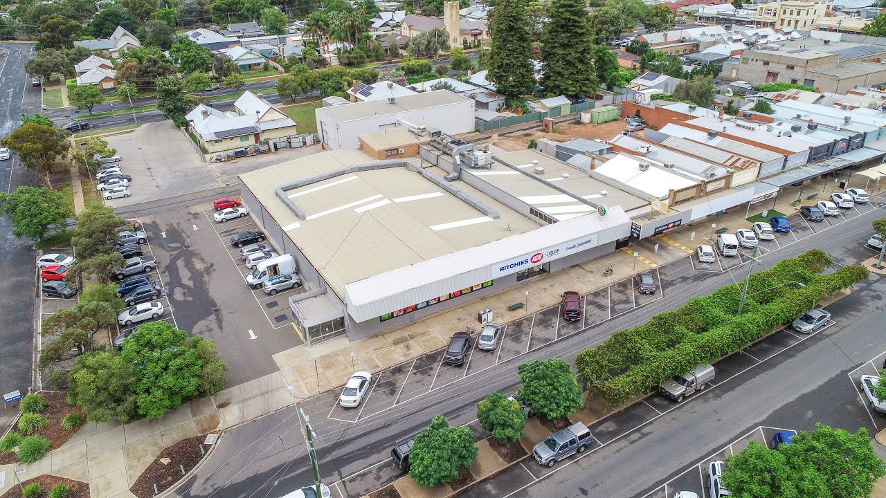 FOR SALE - IGA Supermarket Red Cliffs - YouTube