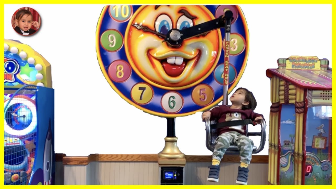 Ryan on the Clock Ride at Chuck E Cheese | Ryan's Day Out | Fun Ride ...