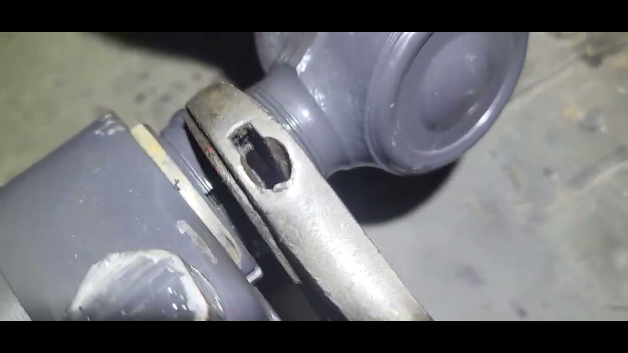how to replace centre track rod double decker bus 11 - YouTube