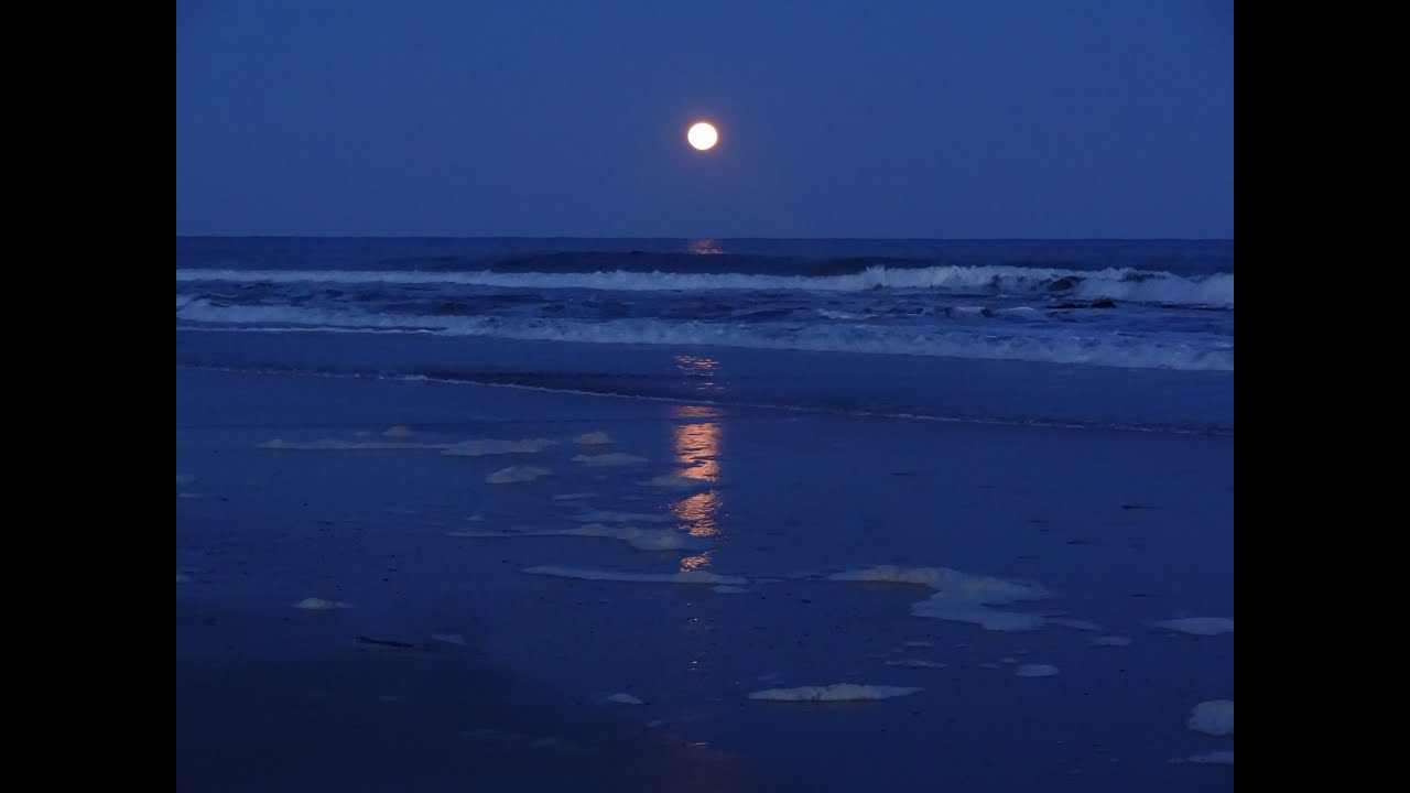 Full Moon Rising over Atlantic Ocean - February 22, 2016 - YouTube