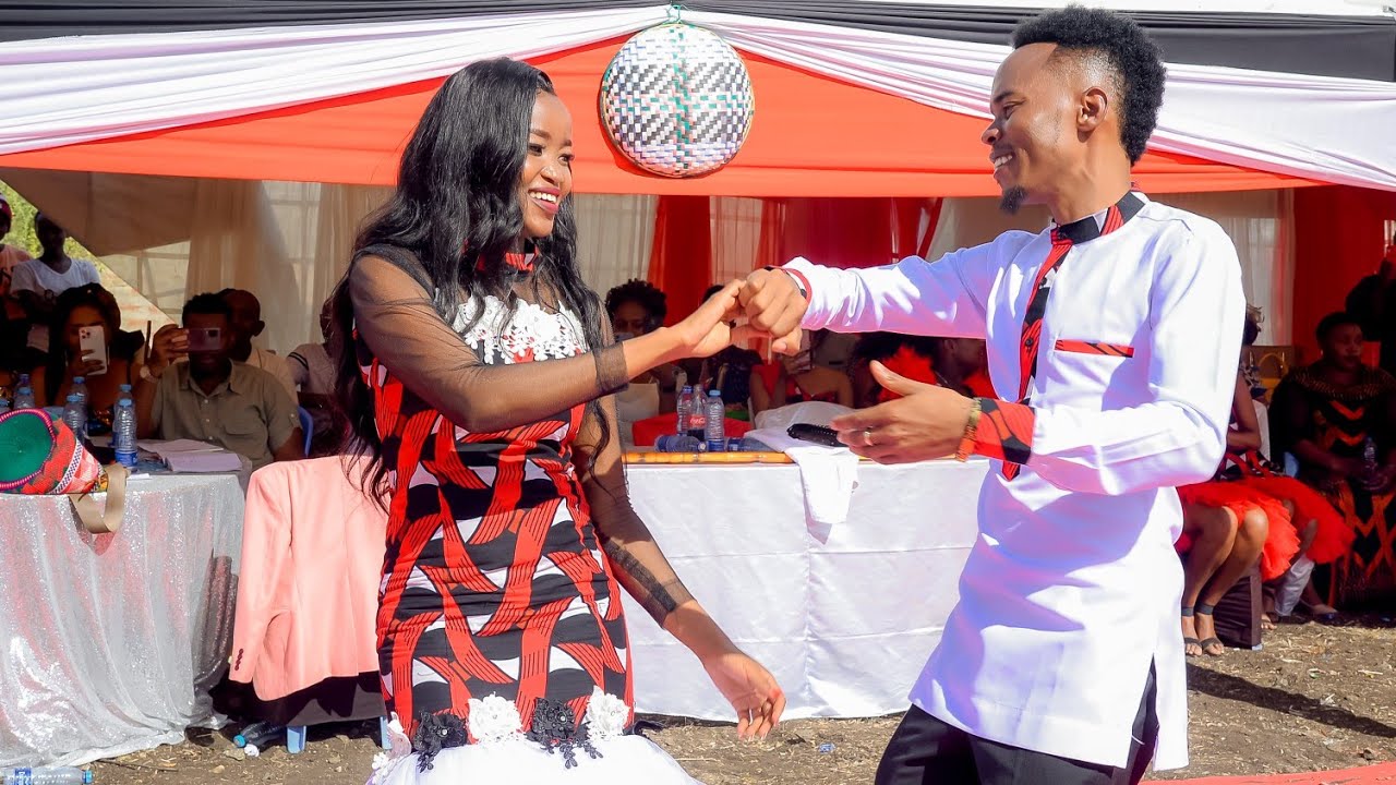 Stephen Kasolo and Grace On Stage see the Love ️ 😍 - YouTube