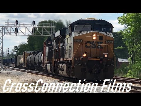 CSXT 5366 ES40DC & 3252 ET44AH Leads A Decent Size M422-16 NB From Richmond VA W/A 1st Gen K5HL ...