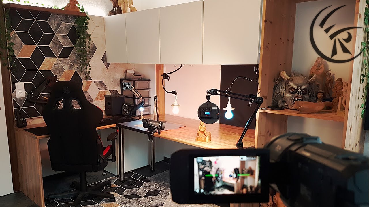 Building my new setup for drawing, sculpting and pc. - YouTube