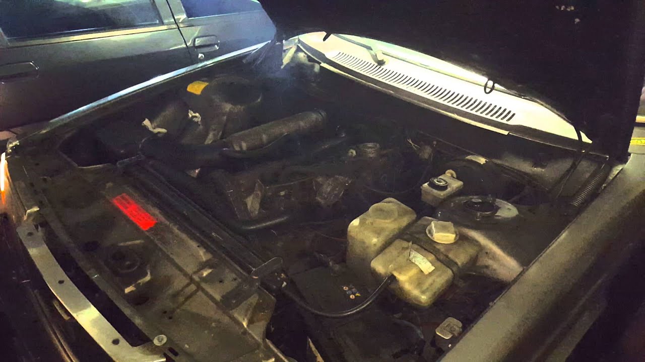 Volvo 240 Diesel cold start - YouTube