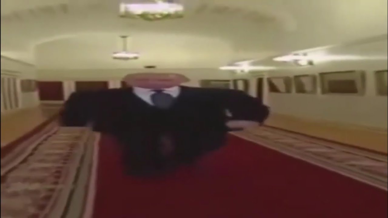 PUTIN caminando con música MEME ORIGINAL - YouTube