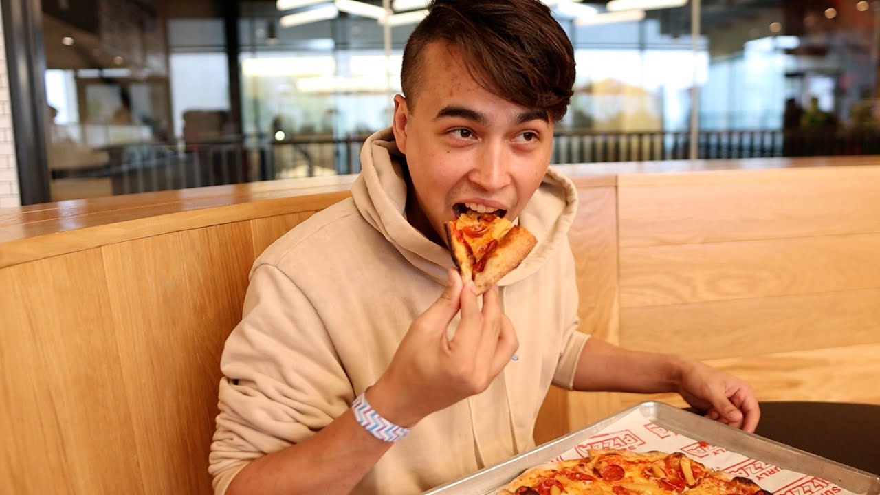 BEST PIZZA IN MINNEAPOLIS, MN (Surly Brewery) - YouTube