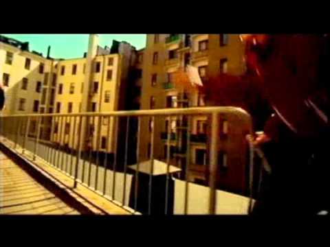Darude - Sandstorm (1999) - OFFICIAL MUSIC VIDEO [HQ] - YouTube