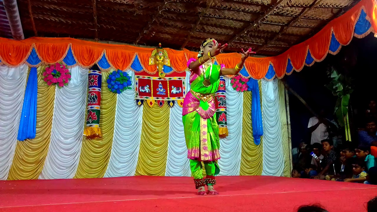 Vinayakar song dance Amazing performance for Roobika. D - YouTube
