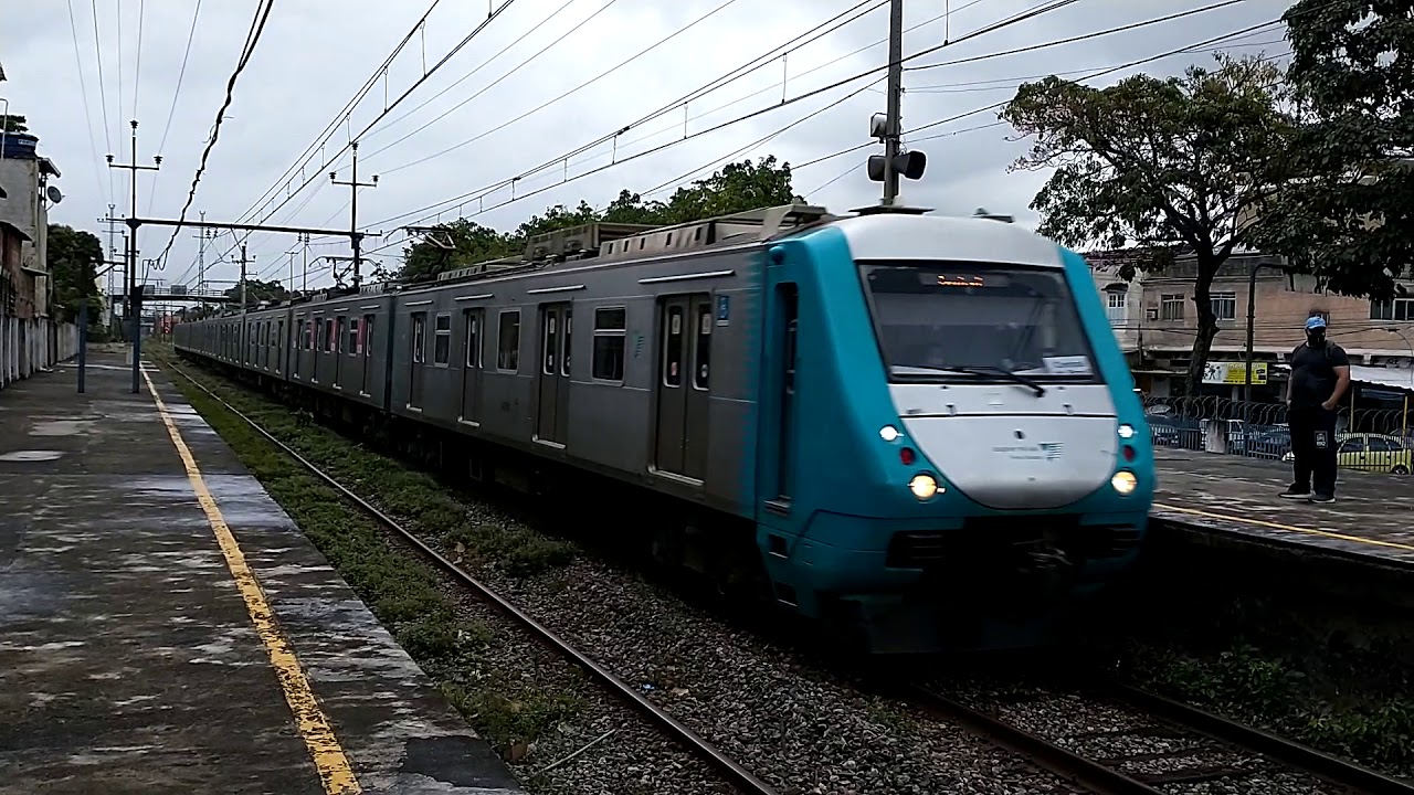 SuperVia: cruzamento entre o Trem Alstom 4000 e o Trem CNR 3000 em ...