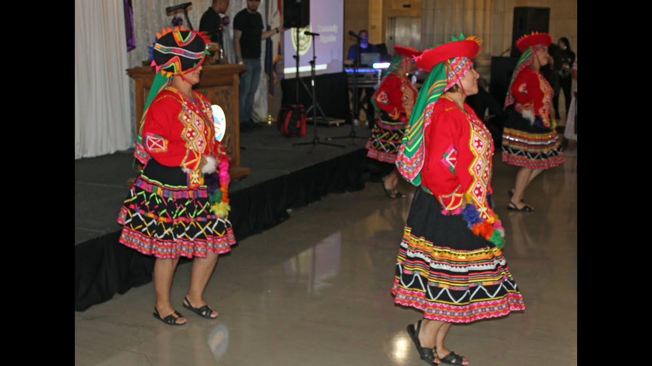 Peruvian Dances at Hispanic Heritage Month in Cleveland City Hall - YouTube