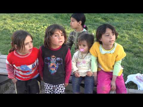 Kobaneli Çocuklardan Rojava Marşı (Amed)