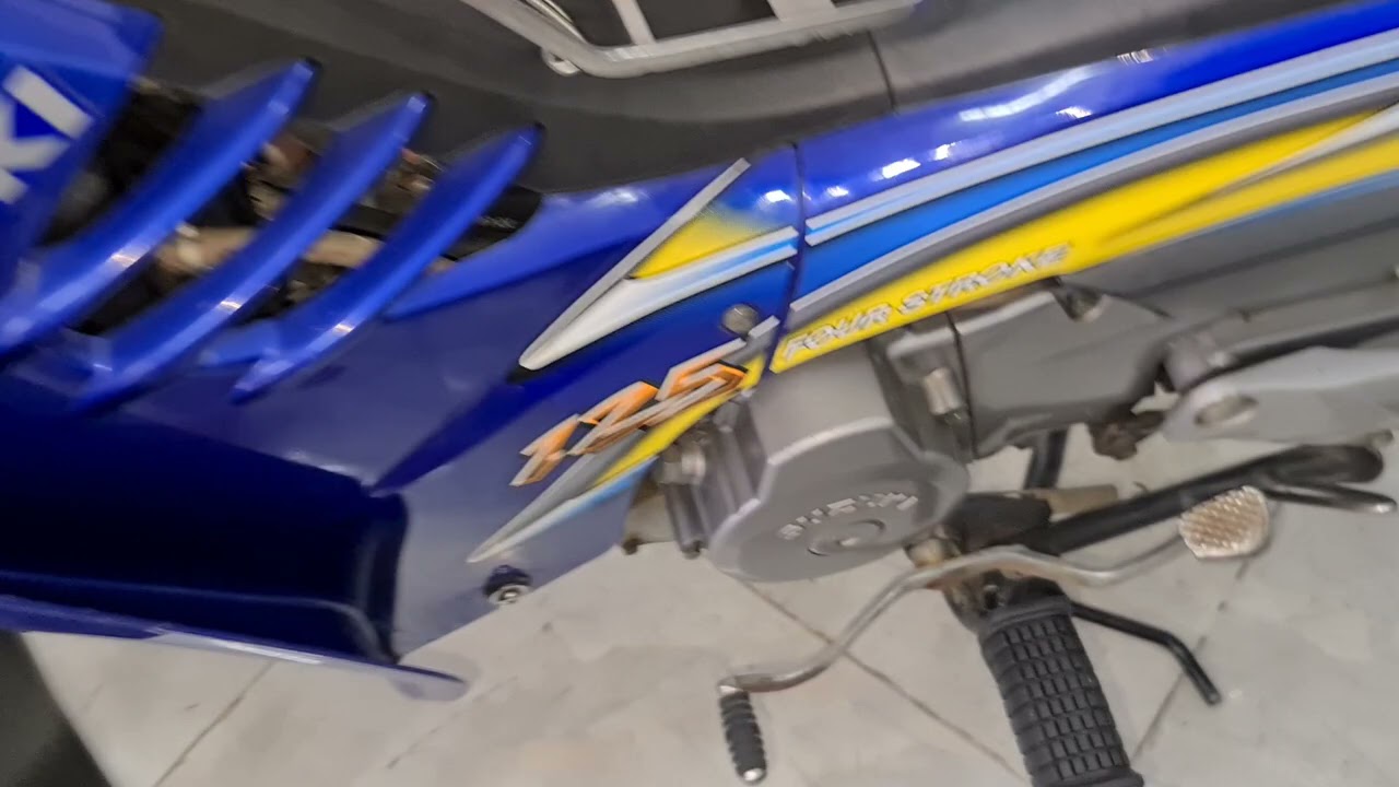 SUZUKI SHOGUN R 125 (da ban) - YouTube