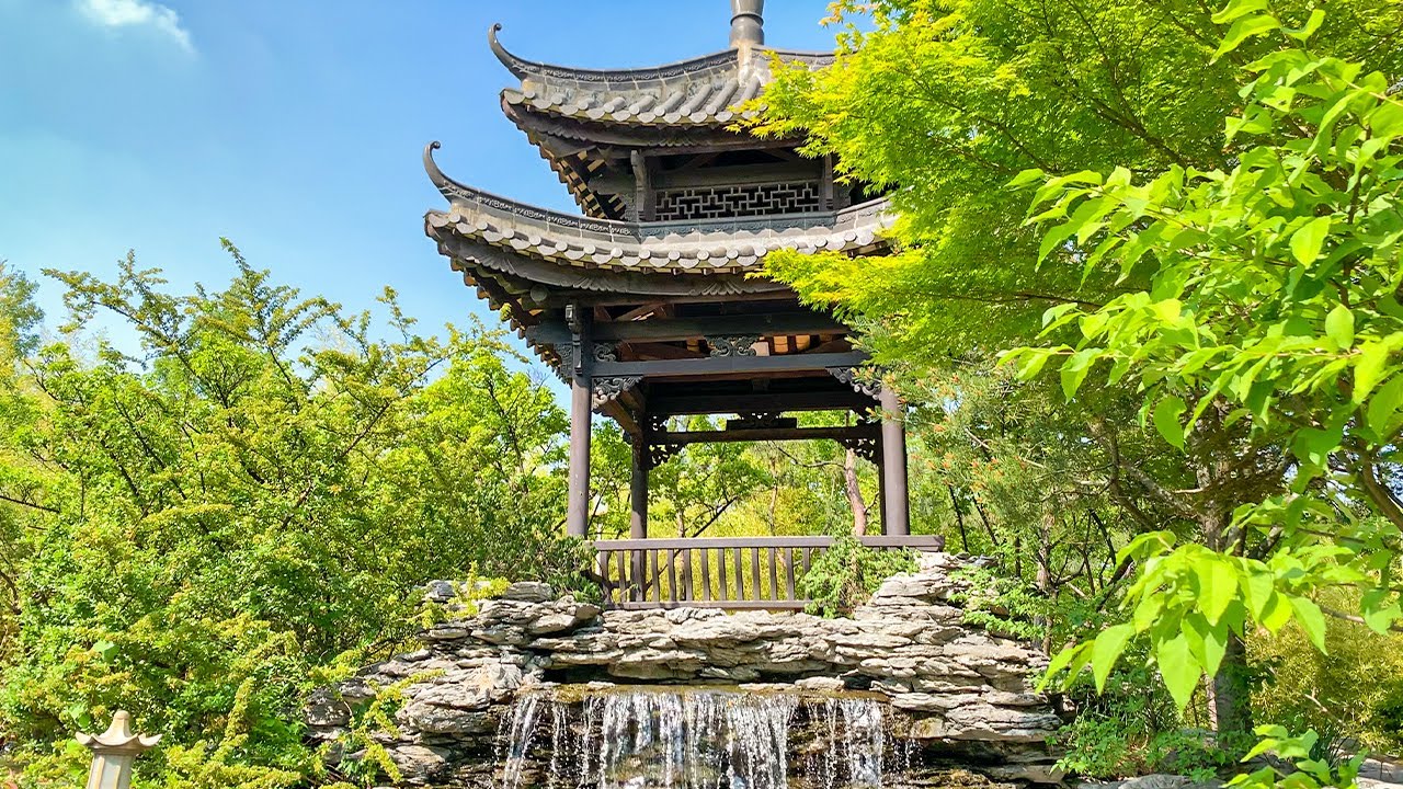 [4K] Walking through Hyowon Park in Suwon, IU, Kang Ha-neul, Baekhyun ...
