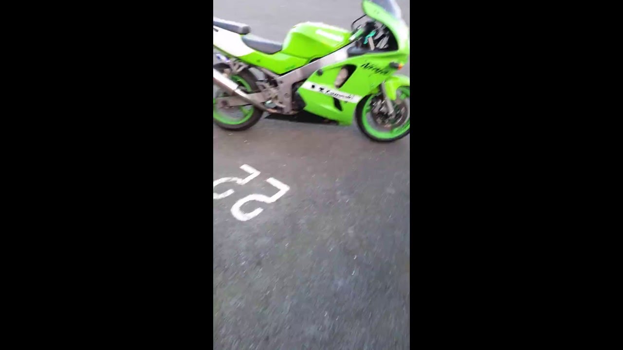 Kawasaki ZX6R F3 - YouTube