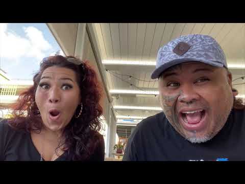 Shayʻs Filipino Cafe