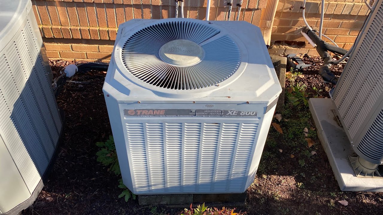 1988 Trane XE800 Weathertron Heat Pump - Defrost Cycle (Steam Show ...