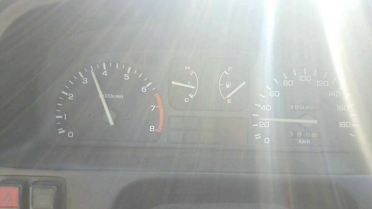 Honda D15B3 16valve carb - YouTube