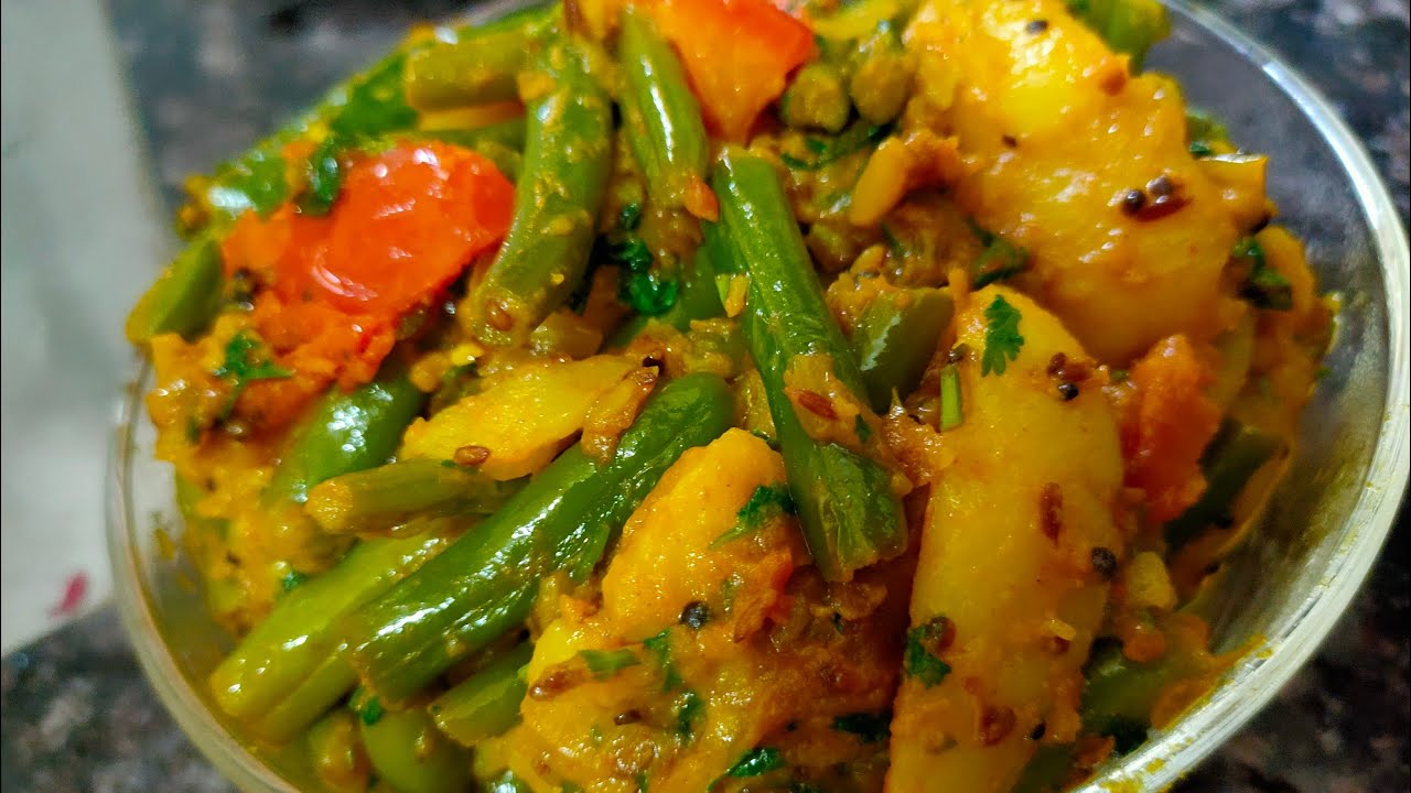 Beans aalo recipe...बहुत कोम मसाला से बनाये आलू बीन्स मेरी साथ - YouTube